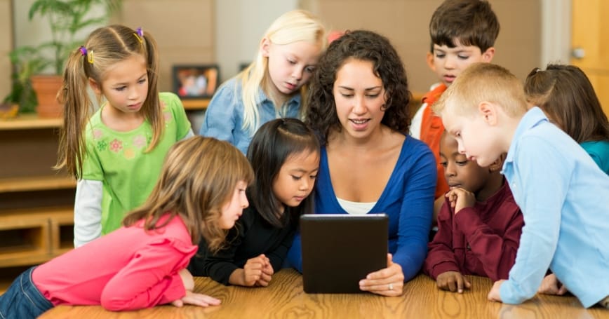 Smartphone Contract Between Parent and Children