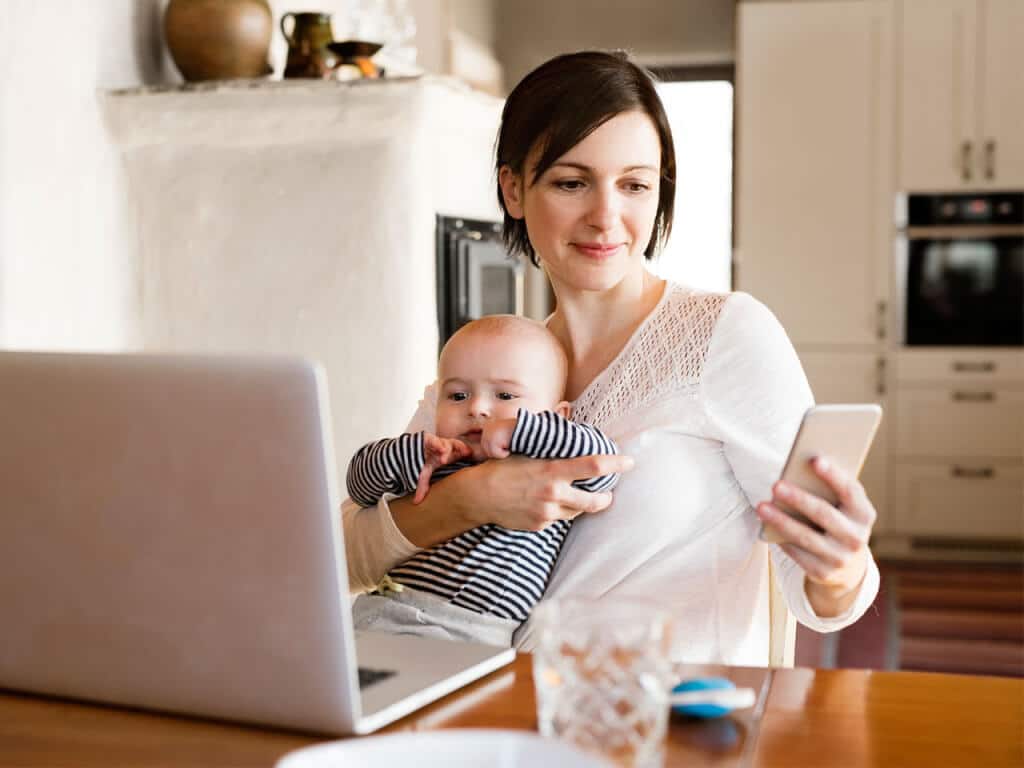 The Dangers Of Being A Distracted And Disconnected Parent